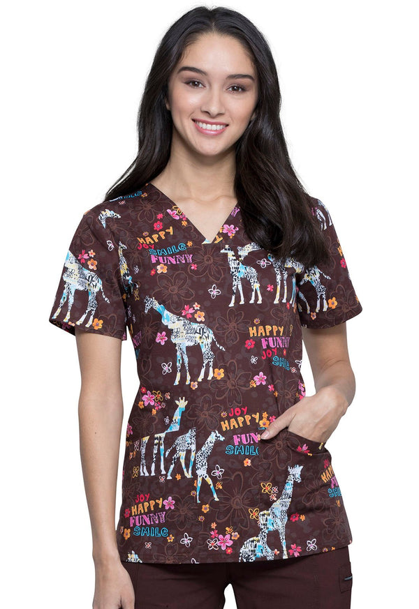 Giraffe Cherokee Print V Neck Scrub Top CK651 JYGF – Scrubs Select
